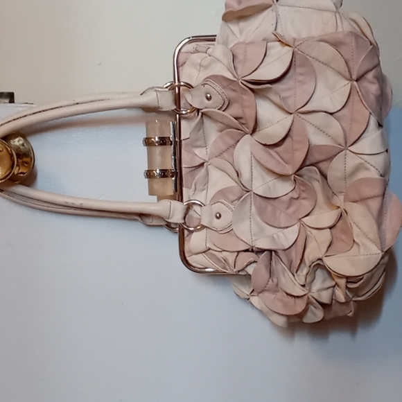 Giorgio Fiorelli | Bags | Fiorelli Cream An Light Pink Bag | Poshmark